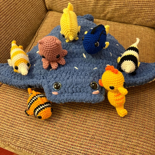 PATTERN PACK - Mega Ray and 7 Sea Friends Patterns - Ray, Angelfish ...