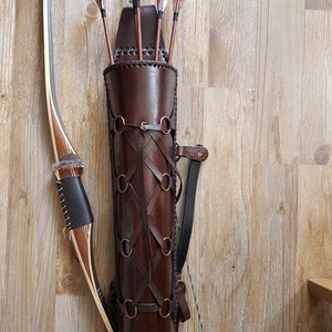 Semicircular, Back Quiver Version With Rings and Laced Edges - Etsy