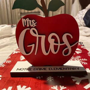 Personalized Apple Name Plate Teacher Name Plate Back to - Etsy
