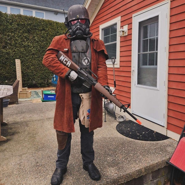 Handmade NCR Ranger Helmet: 3D Printed PLA, Cosplay Prop - Etsy