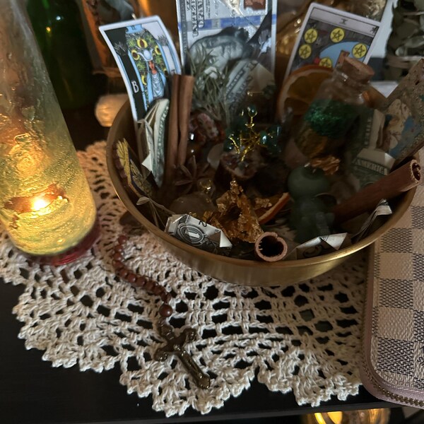 Our Lady Shell Grotto Shrine/natural Scalloped Shell With Gold Scrolls ...