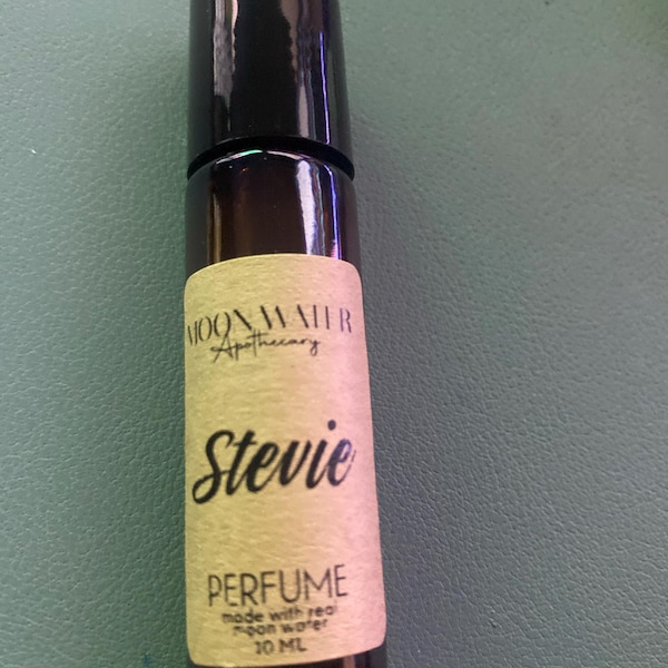 Petrichor Reed Diffuser {the Scent of Rain} - Earthy Moss Scent Ozone ...