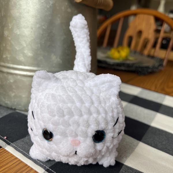 CROCHET PATTERN AMIGURUMI: Kyo the Baby Triceratops english/français ...