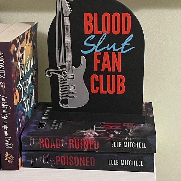 Mini Book Trophy Shelf - Etsy