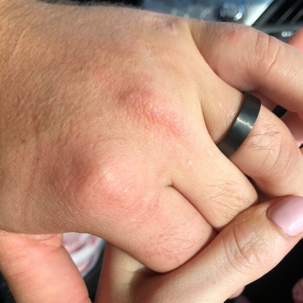 Men's Carbon Fiber Wedding Band Ring, Ultralight Band, Simple Wedding ...