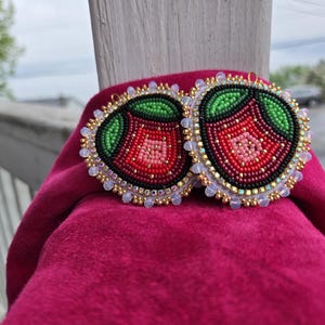 Downloadable Floral Strawberry Beading Template for Indigenous Beadwork ...