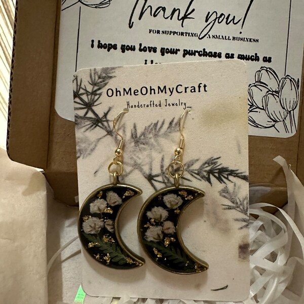 Handmade Moon Pressed Baby Breath Flowers Earrings Real Flower Resin ...