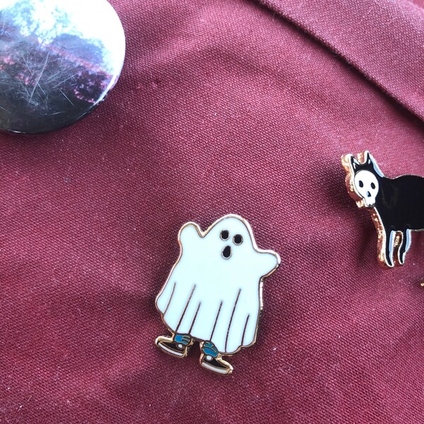 Enamel Pins - Ghost Spooky Sheet Costume Enamel Pin - Etsy