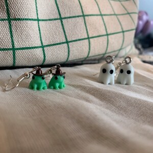 Fred the Frog but Hes a Cowboy / Mini Frog Earrings - Etsy