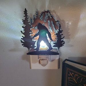 Sasquatch Bigfoot Yeti Night Light Made Out of Rusted Steel - Etsy