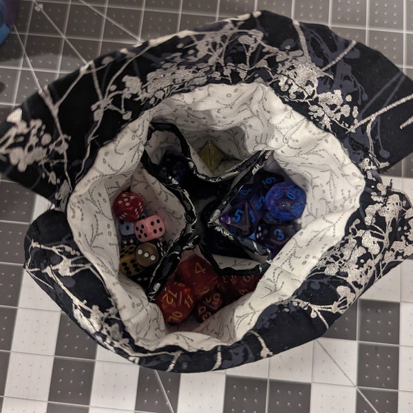 Dice and Drawstring Bag (dnd Dice Bag) PDF Sewing Pattern; RPG Dice Bag ...