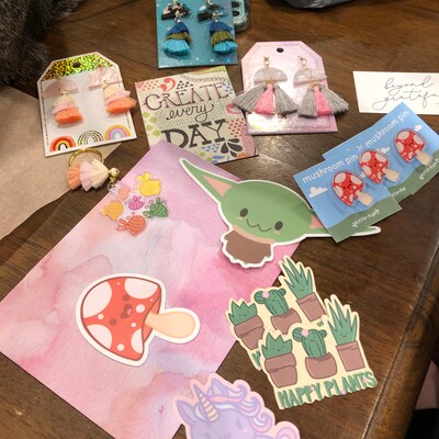 Smiley Face Earth Pin, Wooden Earth Day Clutch Pin, 1.5 Inch Planet ...