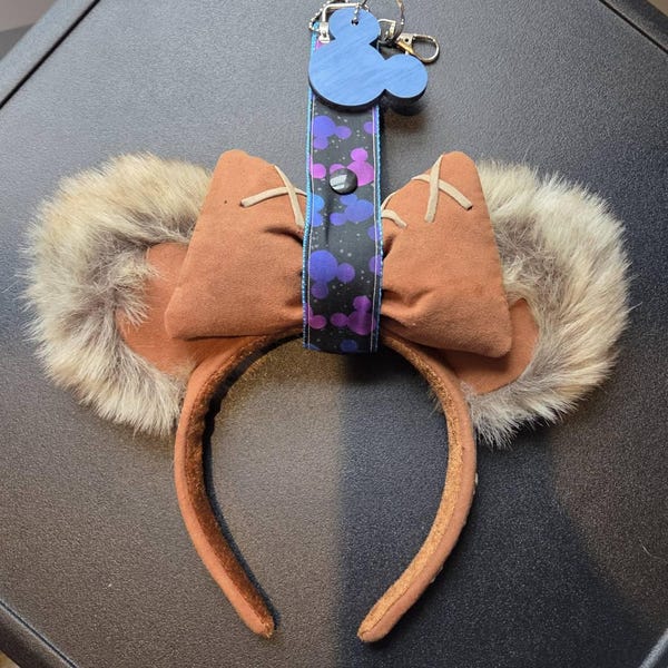 Ear Saver Key Fob , Minnie Ear Headband Keeper, Ear Holder for Backpack ...