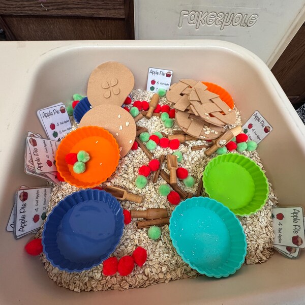 Fall Harvest Sensory Bin: Preschool Counting Game With Leaves ...