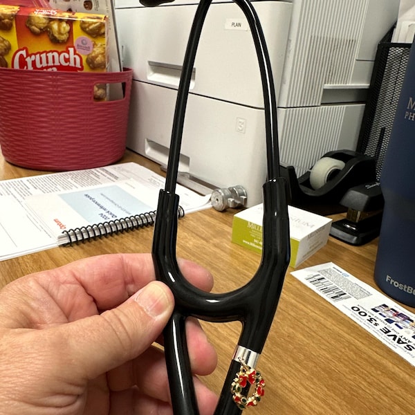 Add Some Fun to Your Stethoscope, Stethoscopes Tag so Cute German ...