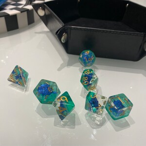 Swan Dnd Dice Set 7-piece Resin Dice Black Bird Dungeons and Dragons ...