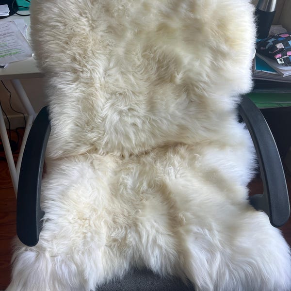 Yeti Sheepskin Rug Throw Hide Very Rare Breed 100% Genuine Natural ...