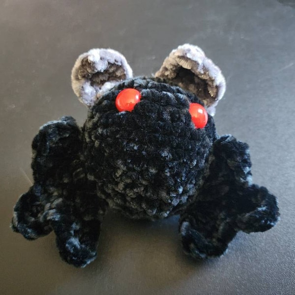 Mothman Stress Ball DIGITAL Amigurumi Pattern - Etsy