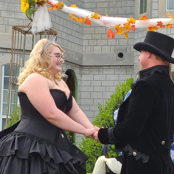 Goth Viking Queen Wedding Dress With Sleeves Unique Faux Fur Trimmed ...