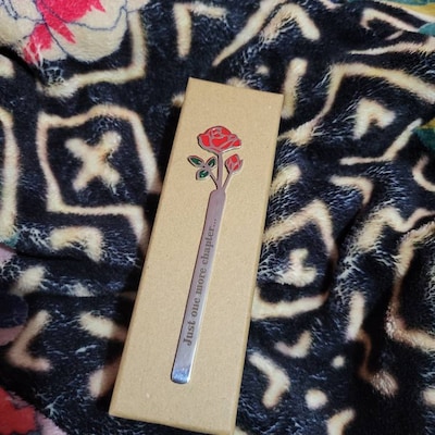 Personalized Birth Flower Metal Bookmark, Thoughtful Birthday Bookworm ...