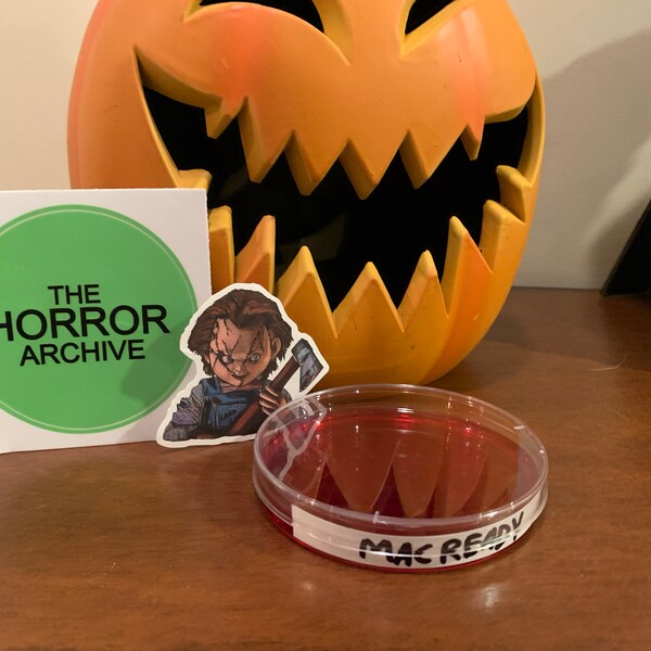 THE THING (1982) Petri Dish Blood Test Prop Replica - Etsy