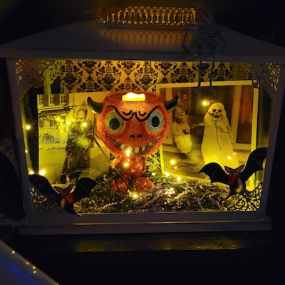 Sizes up to 14 Vintage Style Art Deco Devil With Fork Stands on Bat ...