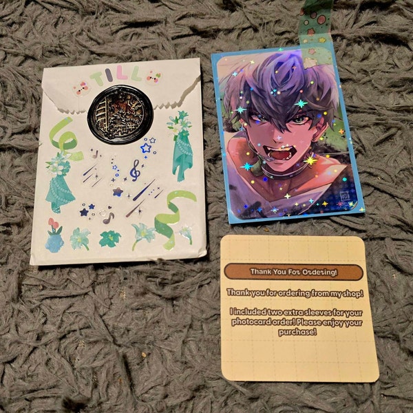 Holographic Alien Stage Photocards - Etsy