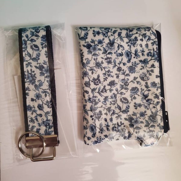 Blue Print Floral Key Fob- Fabric Key Fob- Navy Key Fob- Blue Flower ...
