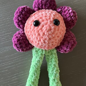The ORIGINAL Groovy Flower Crochet Pattern / Low Sew Crochet - Etsy