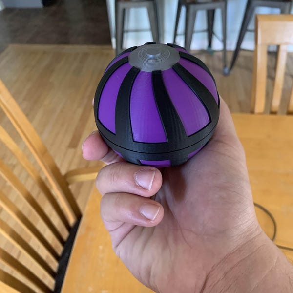 Pokeball Dice Box / GS Ball, Premier Ball, Ultra Ball, Masterball ...