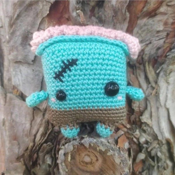 Amigurumi Zombie Crochet Pattern: Pocket Monster, Halloween (PDF ...