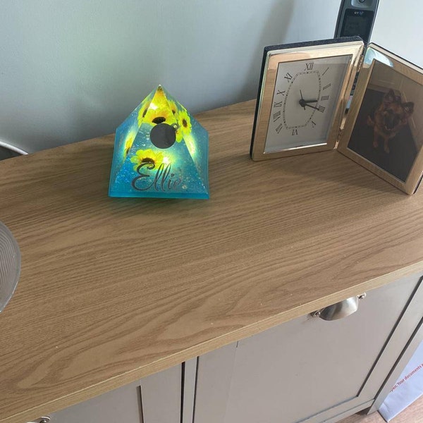 Custom RESIN MEMORIAL PYRAMID// Eco Resin Pyramid, Cremains Memorial ...