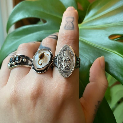 Willow Urn Signet Ring in Sterling Silver or Gold - Etsy