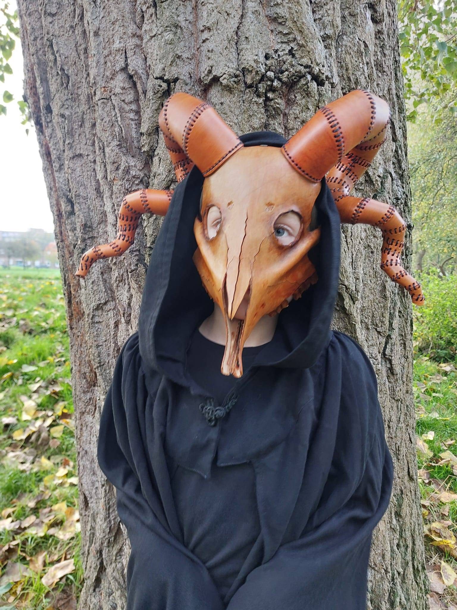 Pagan skull mask leather pattern PDF - by LeatherHubPatterns