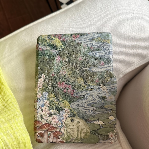 Frog in the Pond Kindle Case Custom for Paperwhite 1/2/3/4, Kindle 2019 ...