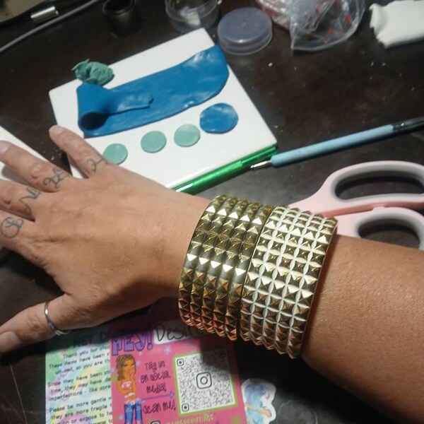 Y2K Vintage Glitter Leopard Print Hoop Earrings | Mcbling | Trashyy2k ...