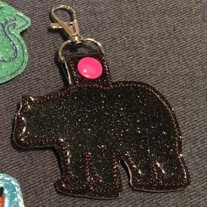 DIGITAL ITEM: ITH Mama Bear Key Fob Design - Etsy