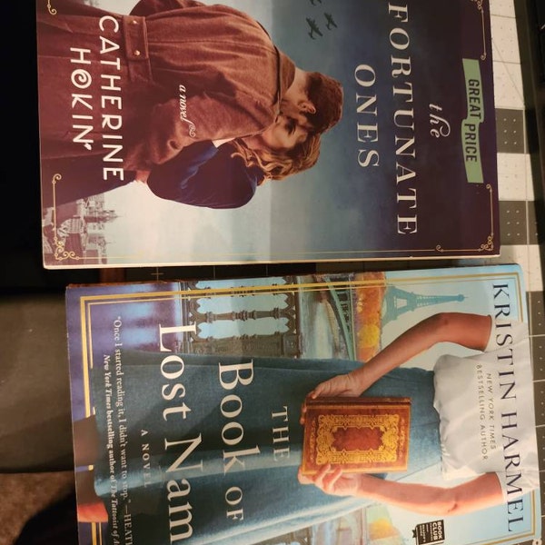 Blind Date With a Book / Gift for Book Lover / Reading Addict / Gift ...