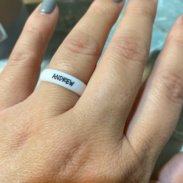 CUSTOM ENGRAVED Women's Silicone Wedding Ring by Aera, Personalized ...