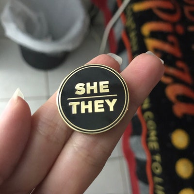 She They Pronoun Pin Silver or Gold 1-inch Round Hard Enamel Femme ...