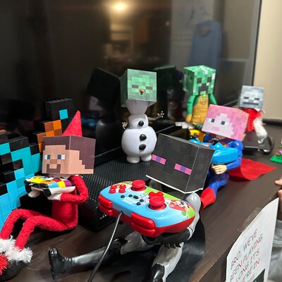 Classic Minecraft Characters Heads Easy Elf Idea Elf Survival Digital ...