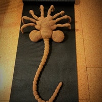 Facehugger Crochet Pattern - Etsy Canada