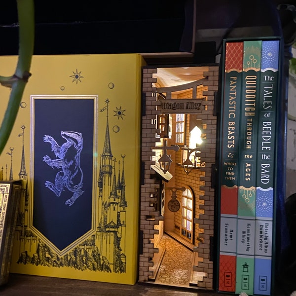 Book Nook Based on a Popular Horror Book by Stephen King and Filmed by ...