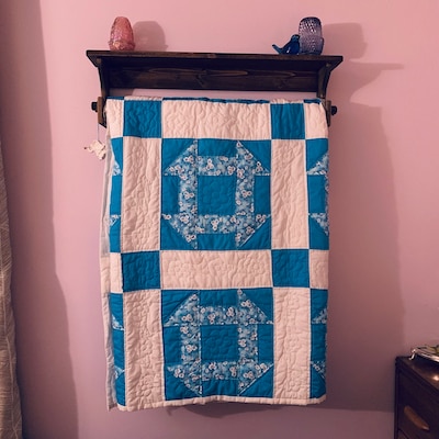 Handcrafted Wooden Quilt Rack / Wall Mounted Wooden Quilt Rack ...