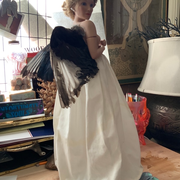 A Pair of Magpie Wings Perfect for Crafting. - Etsy