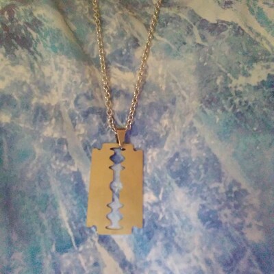 Stainless Steel Razor Blade Pendant, Hypo Allergenic Jewelry, Razor ...