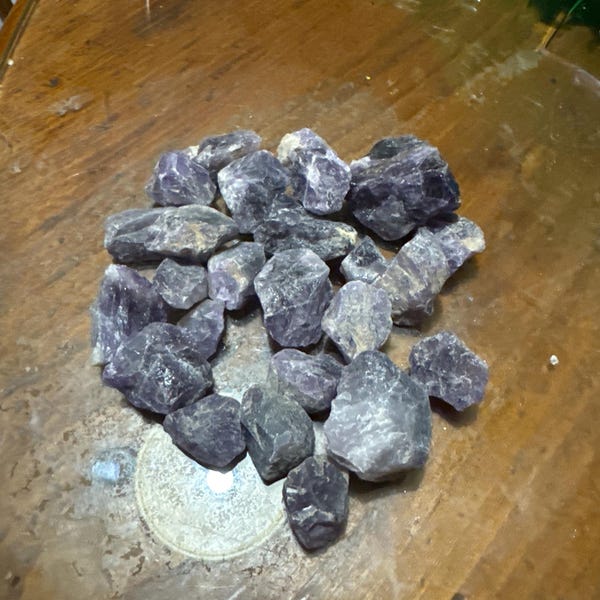 Big Sale 3000 Carat Lots of SMALL Amethyst Points Plus a Free Faceted ...