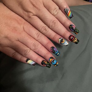 Its a Trip Hand Painted Full Press on Nail Set - Etsy