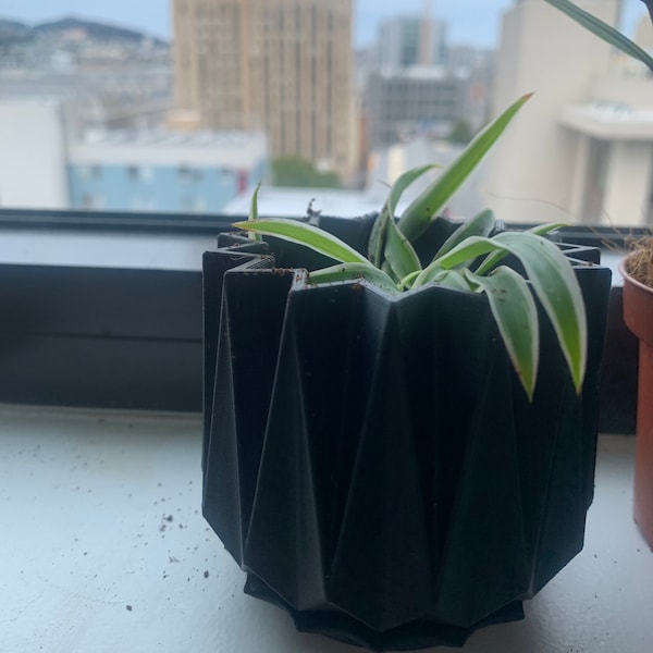 The Estrella Planter - Drainage Hole and Tray - Modern Indoor Plant Pot ...