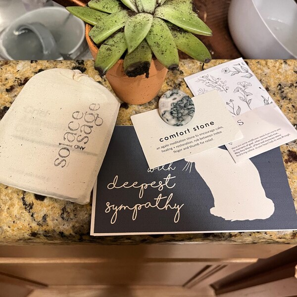 Cat Loss Gift Box With Grief Affirmation Card Set for Loss of a Cat Pet ...